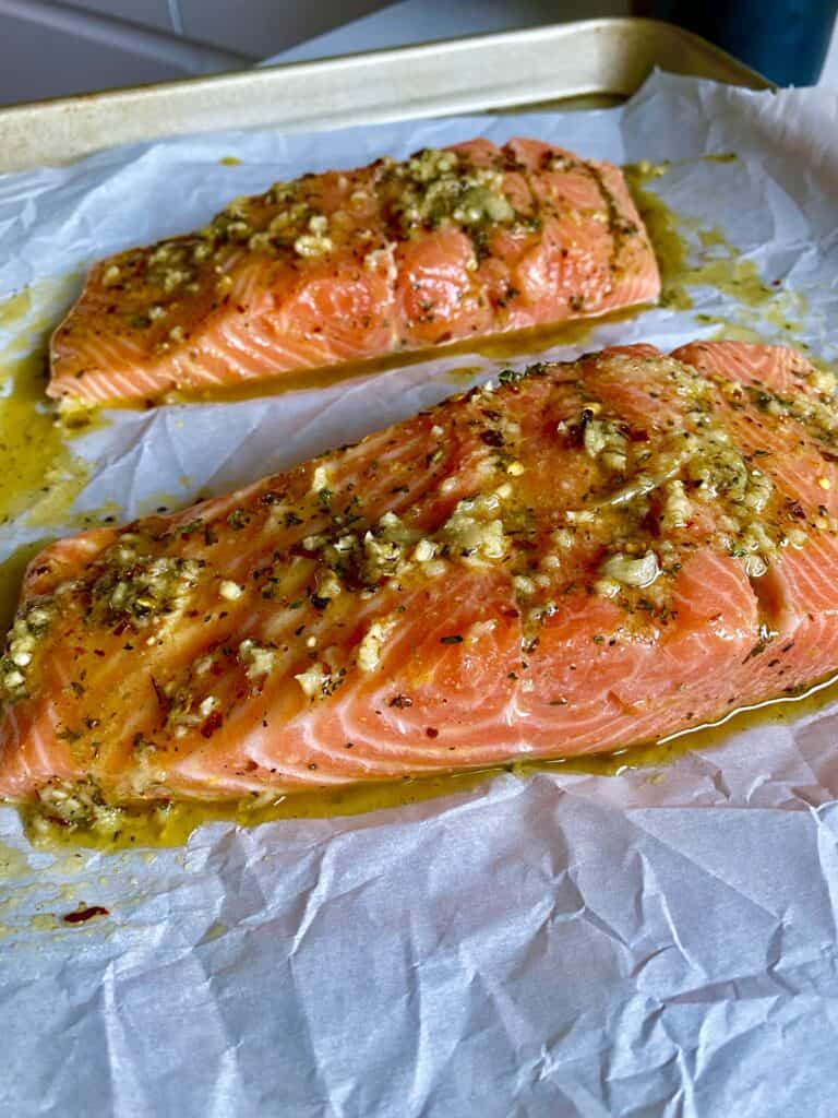Lemon Garlic Greek Style Salmon - Hungry Happens