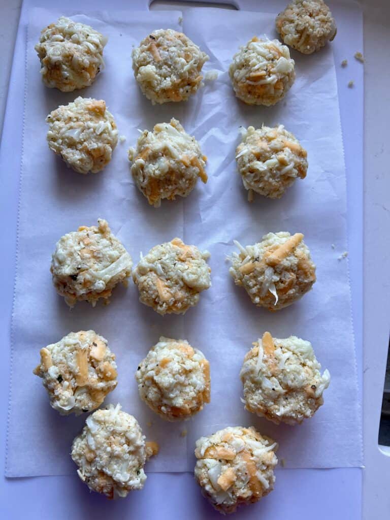 Easy Cheesy Cauliflower Nuggets - Hungry Happens