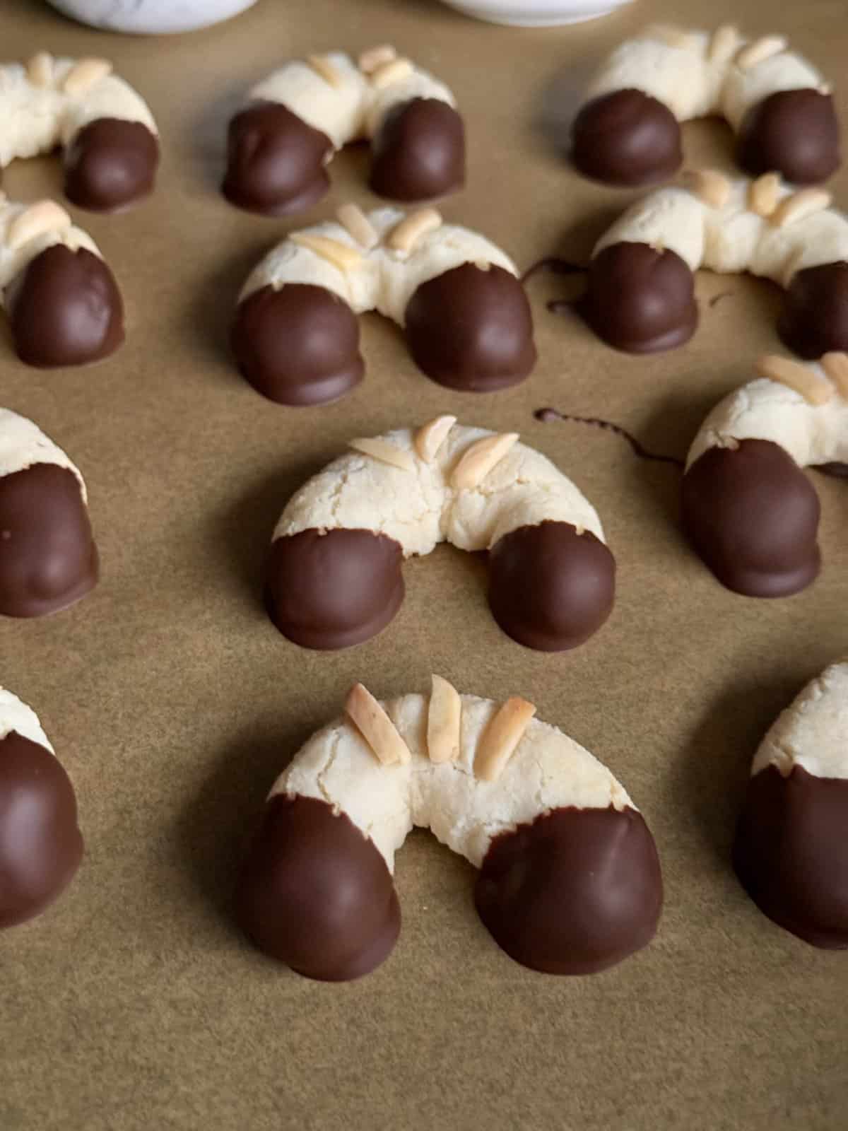 Easy Chocolate Dipped Almond Horn Cookies (5 Ingredients) - Hungry Happens